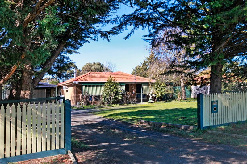 18 Rose Boulevard, Lancefield, VIC, 3435 | RT Edgar