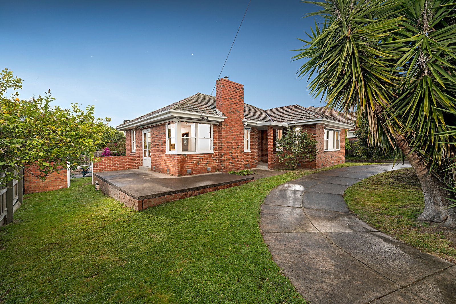 18 Violet Grove, Kew East VIC 3102