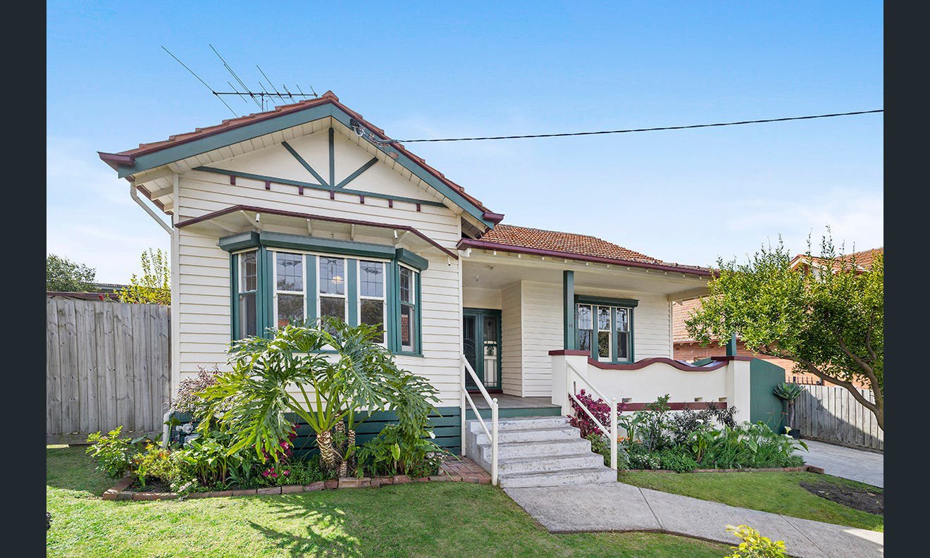 18 Woolley Street, Essendon VIC 3040