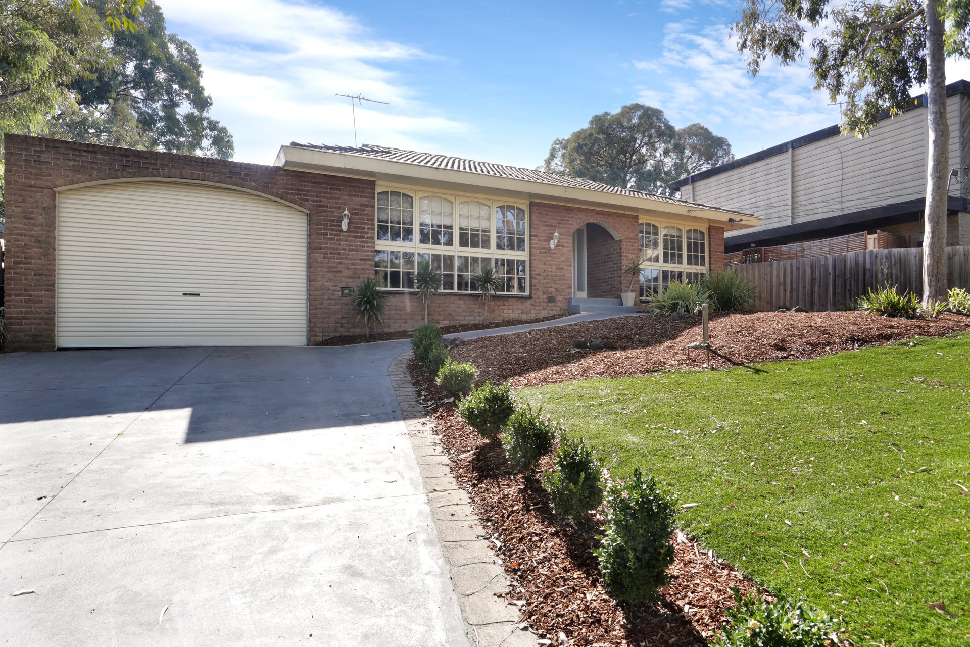 19 Old Lower Plenty Road, VIEWBANK VIC 3084