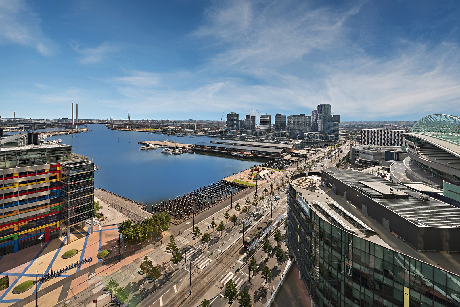 1909/100 Harbour Esplanade, Docklands VIC 3008