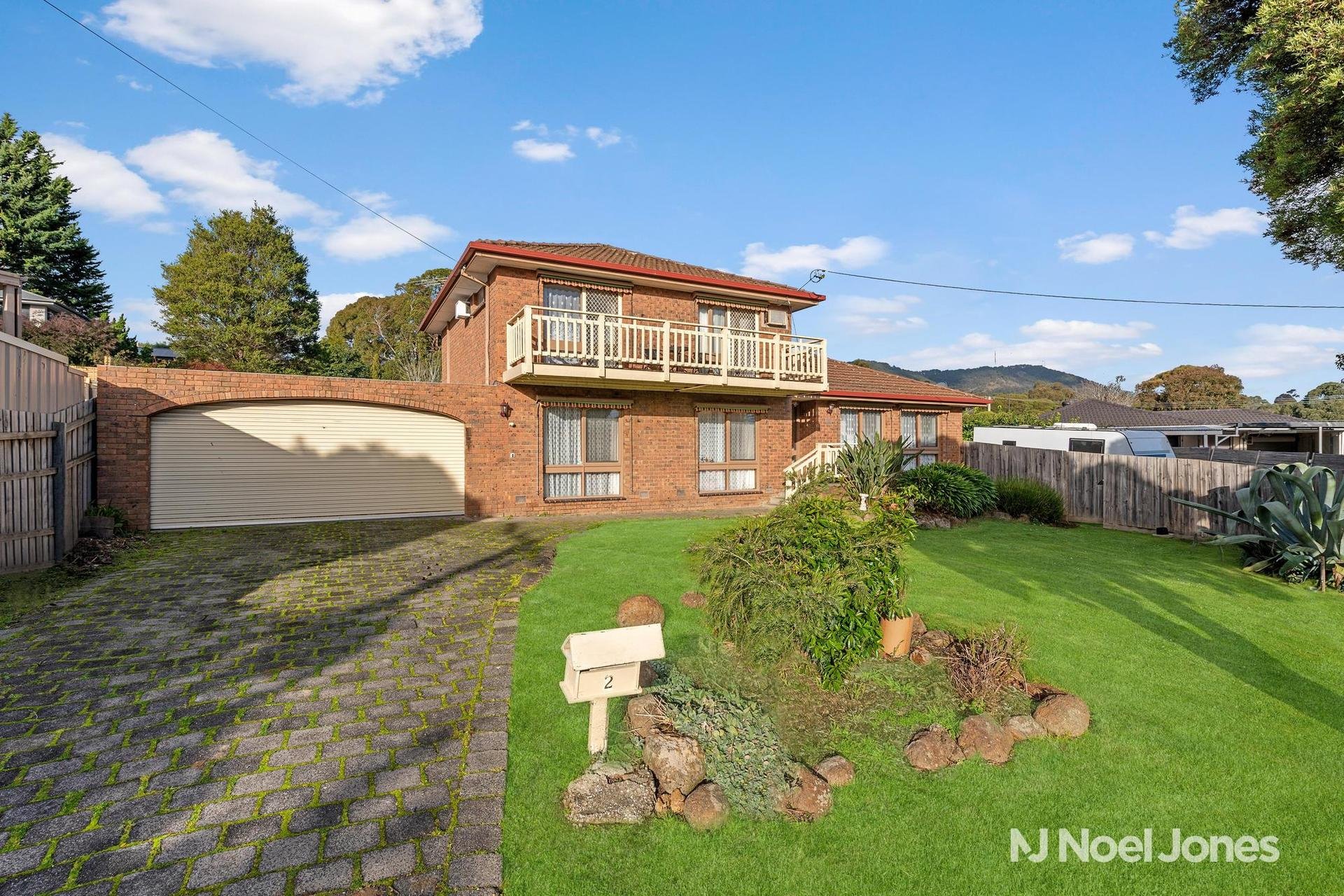 2 Erica Crescent, KILSYTH VIC 3137 - Noel Jones