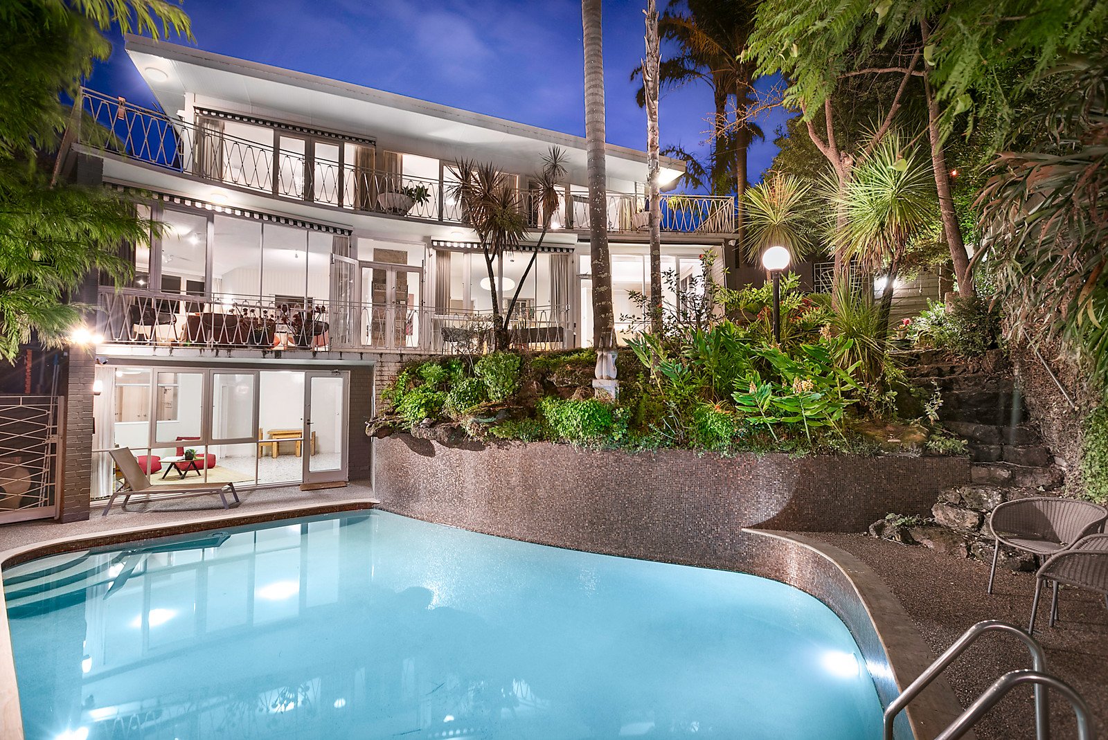 2 Longstaff Street, Ivanhoe East VIC 3079