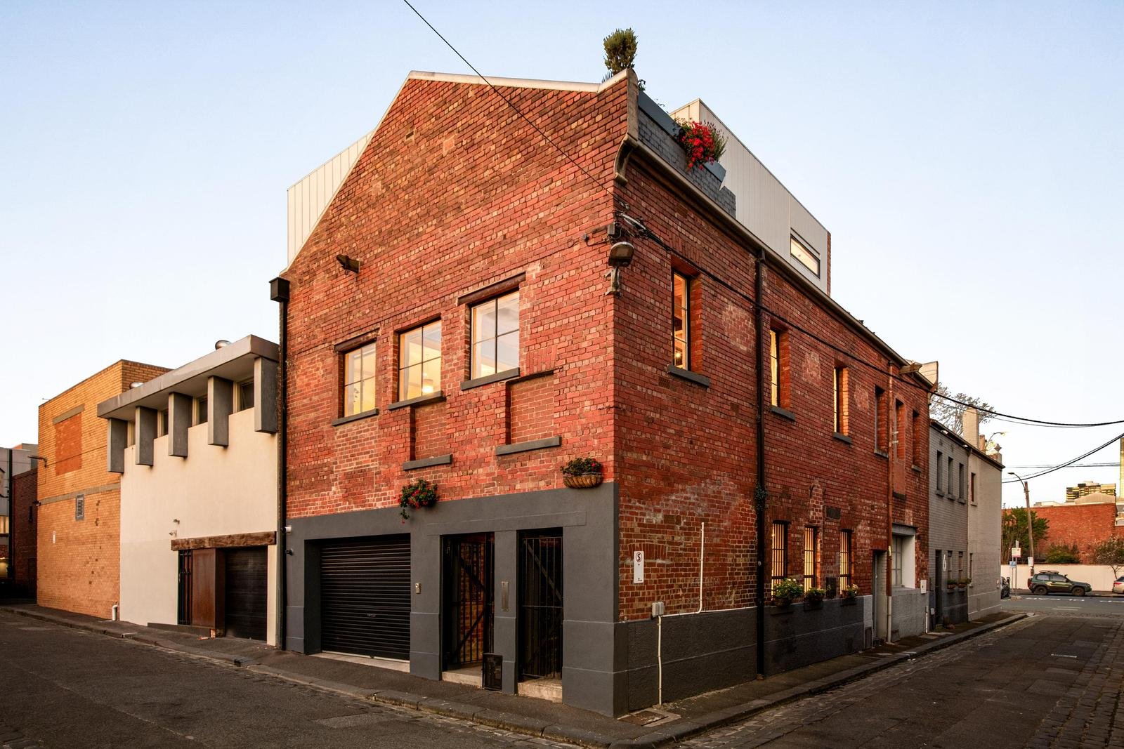 2 Victoria Court, North Melbourne VIC 3051