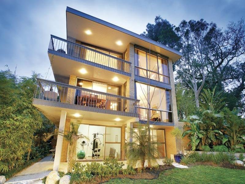 20 Raheen Drive, KEW VIC 3101