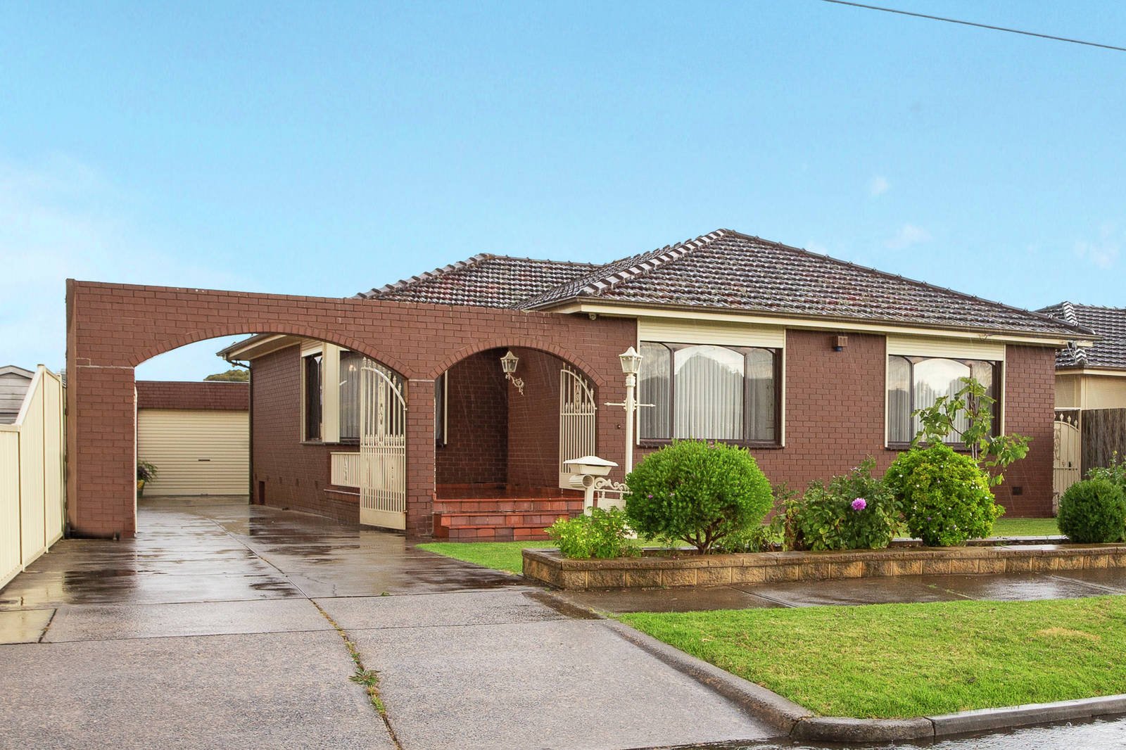 20 Ridge Drive, Avondale Heights VIC 3034