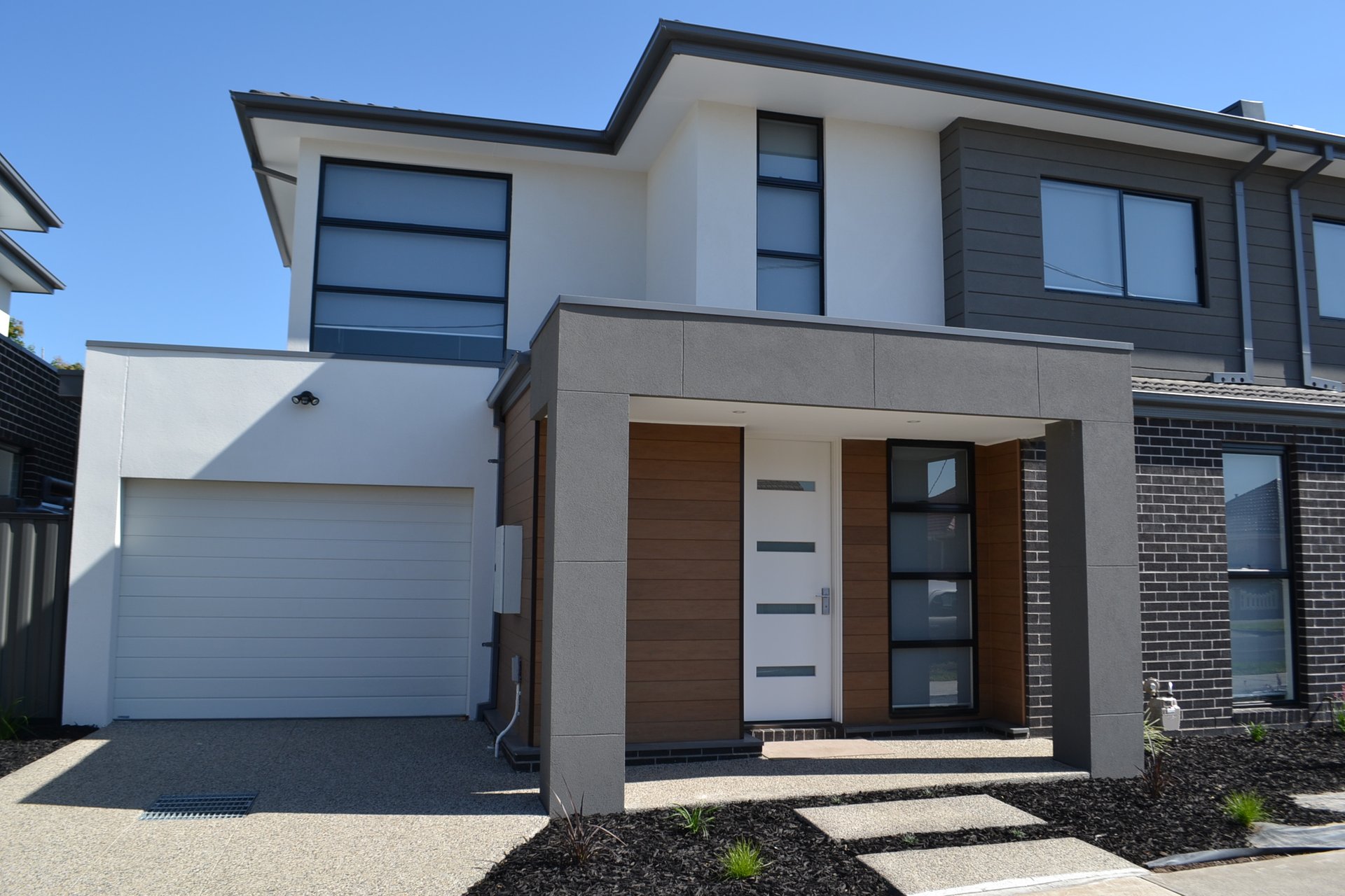 2/14 Martin Street, PASCOE VALE VIC 3044