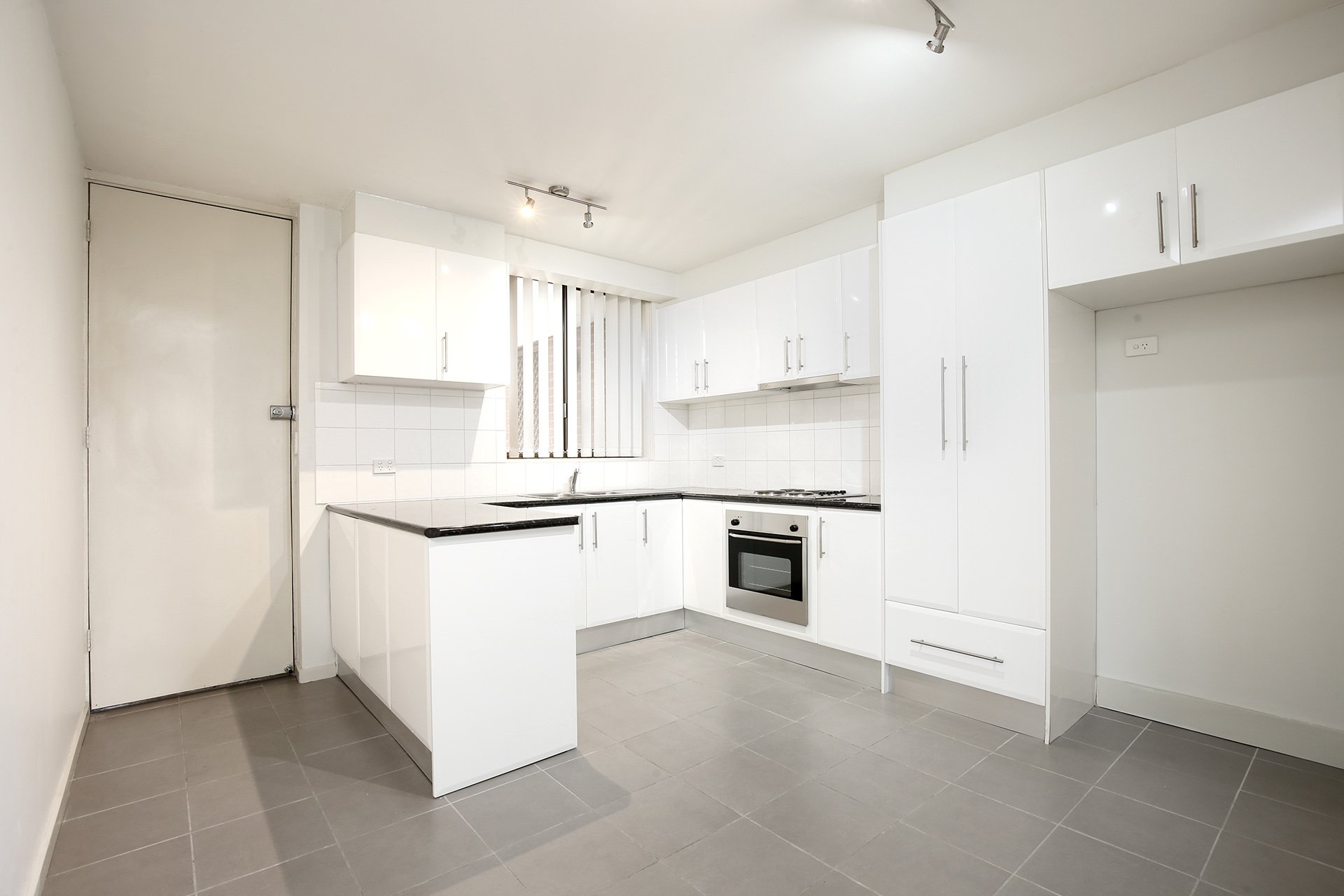 2/170 High Street, Northcote VIC 3070