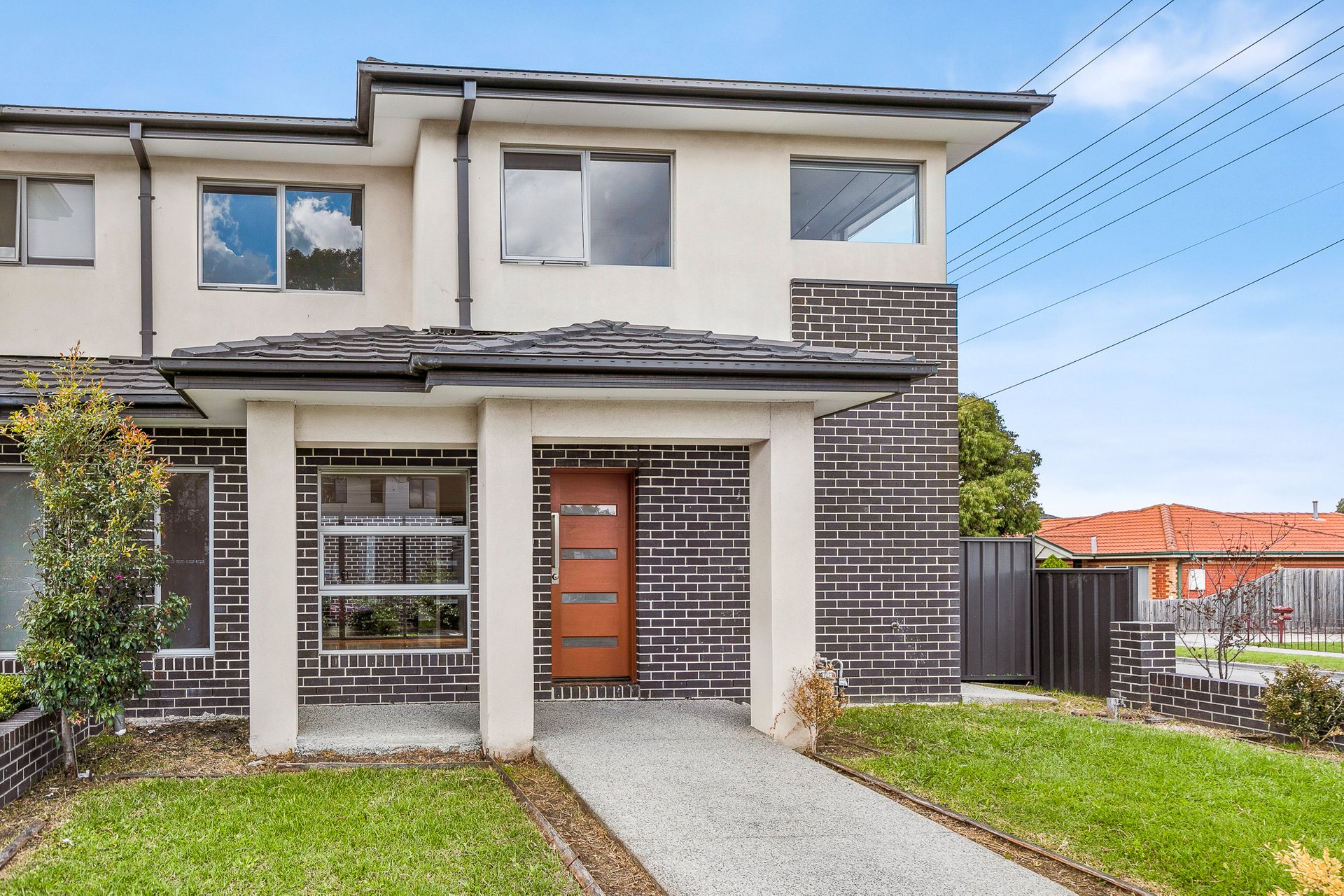 2/2 South Box Court, Hadfield VIC 3046