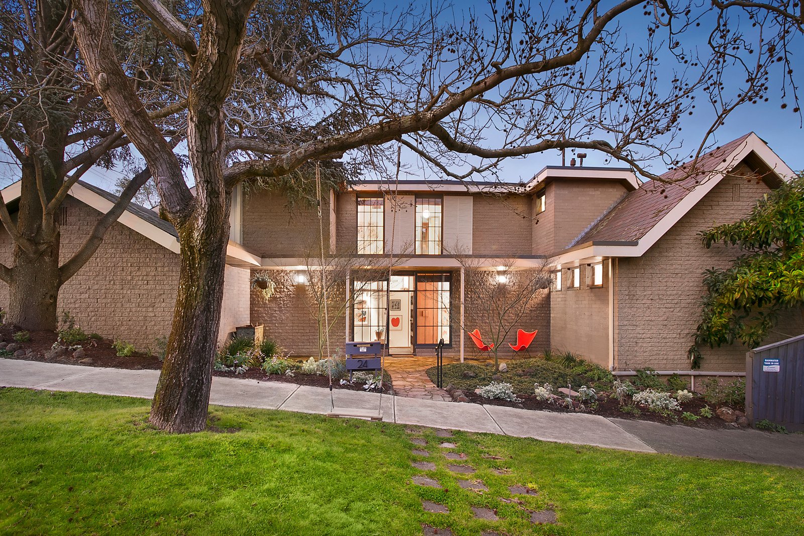 24 Castle Street, Eaglemont VIC 3084