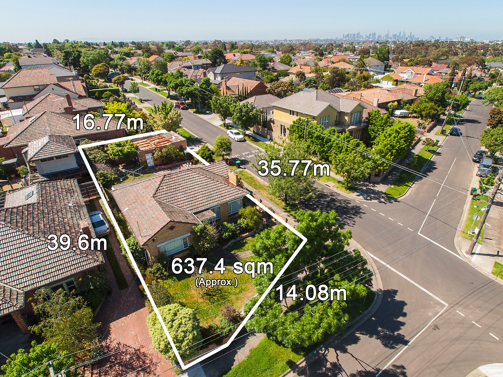 24 Houston Avenue, Strathmore VIC 3041