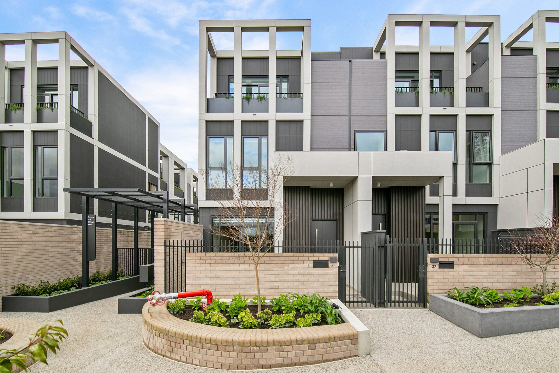 25 Maple Walk, Moonee Ponds VIC 3039