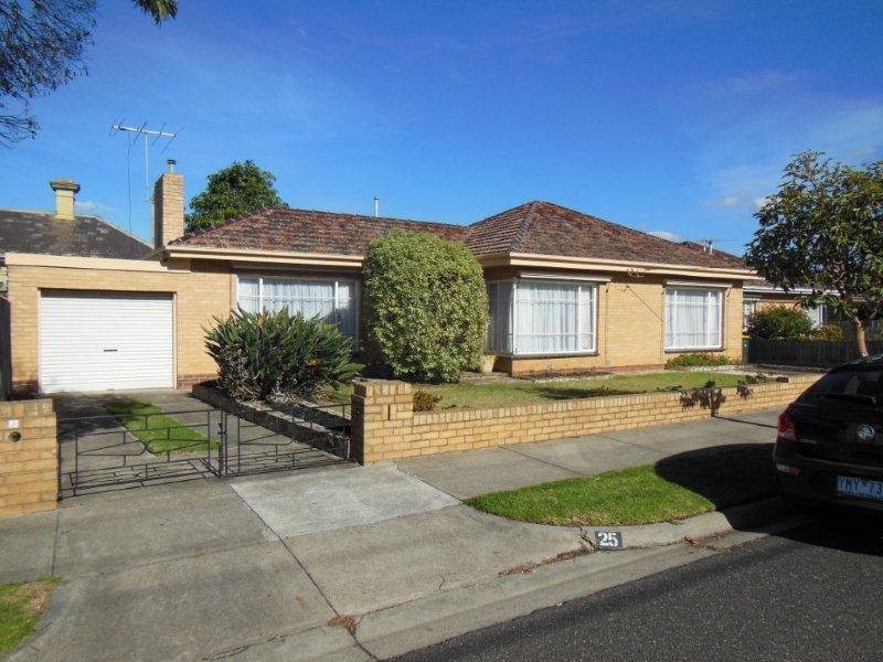 25 Woolley Street, ESSENDON VIC 3040