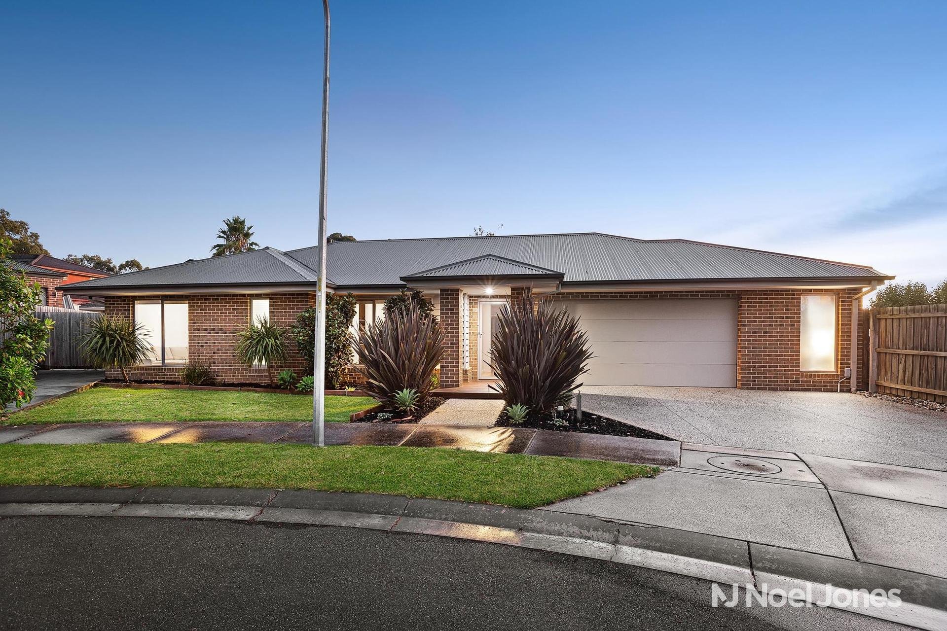 26 Nathan Court, MOOROOLBARK VIC 3138 - Noel Jones