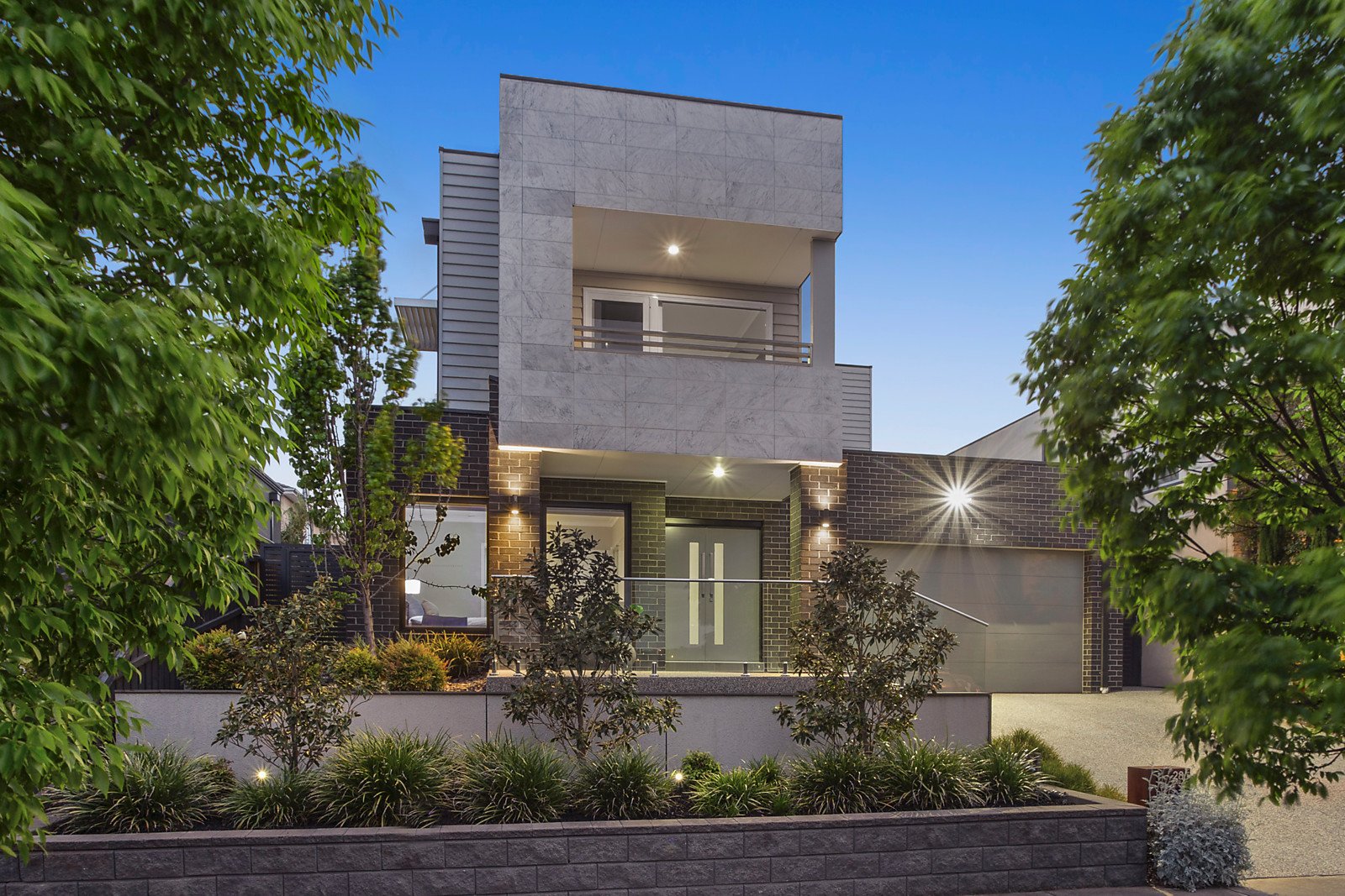 28 Valley Lake Boulevard, Keilor East VIC 3033