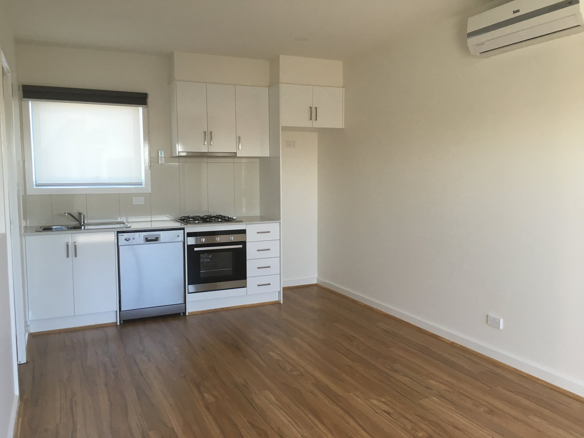 2/81-83 Spring Street, RESERVOIR VIC 3073