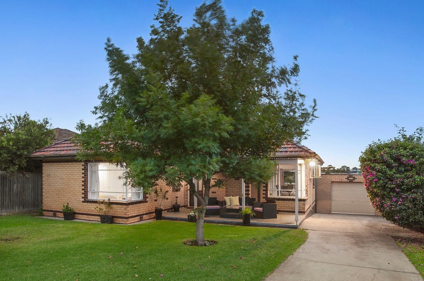 29 Brown Street, AVONDALE HEIGHTS VIC 3034