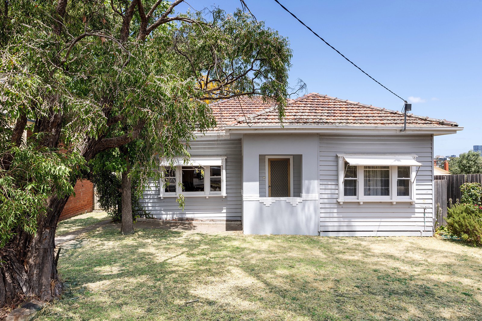 31 Irvine Crescent, Brunswick West VIC 3055