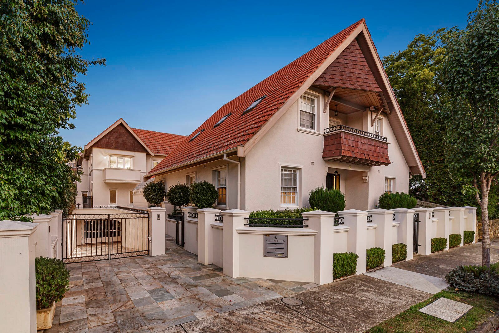 3/11 Tintern Avenue, Toorak, VIC, 3142 | RT Edgar