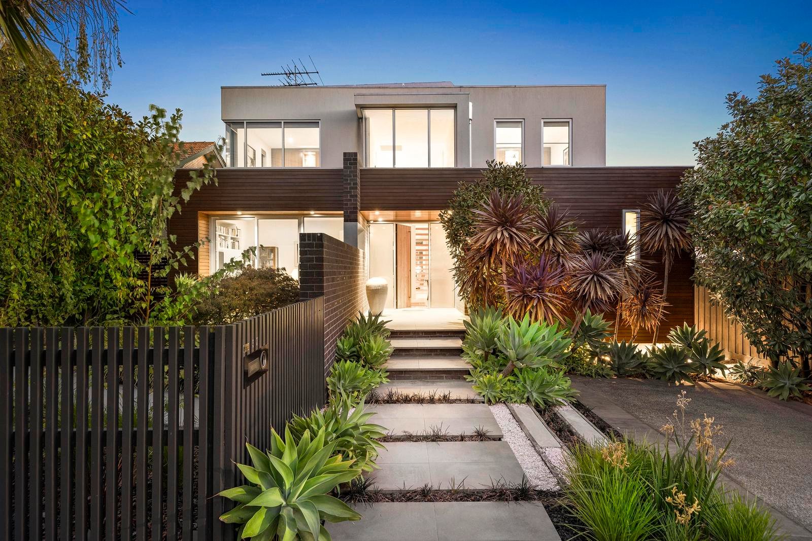 37 Abbotsford Grove, Ivanhoe VIC 3079