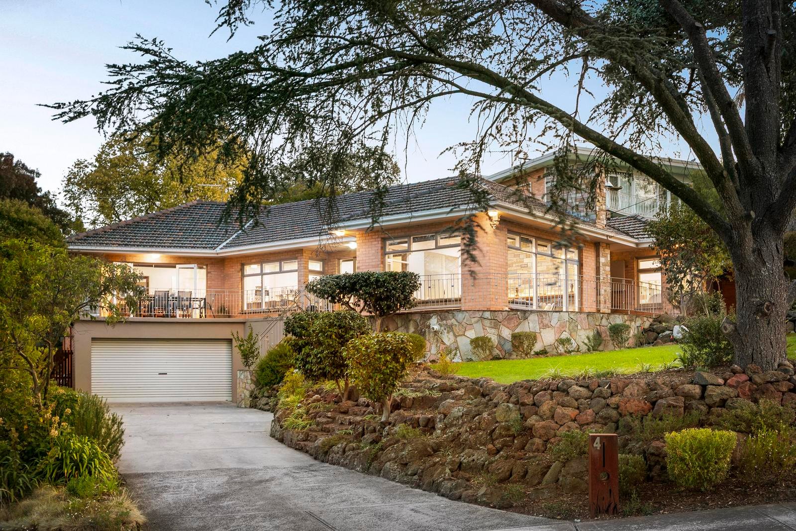 4 Longstaff Street, Ivanhoe East VIC 3079