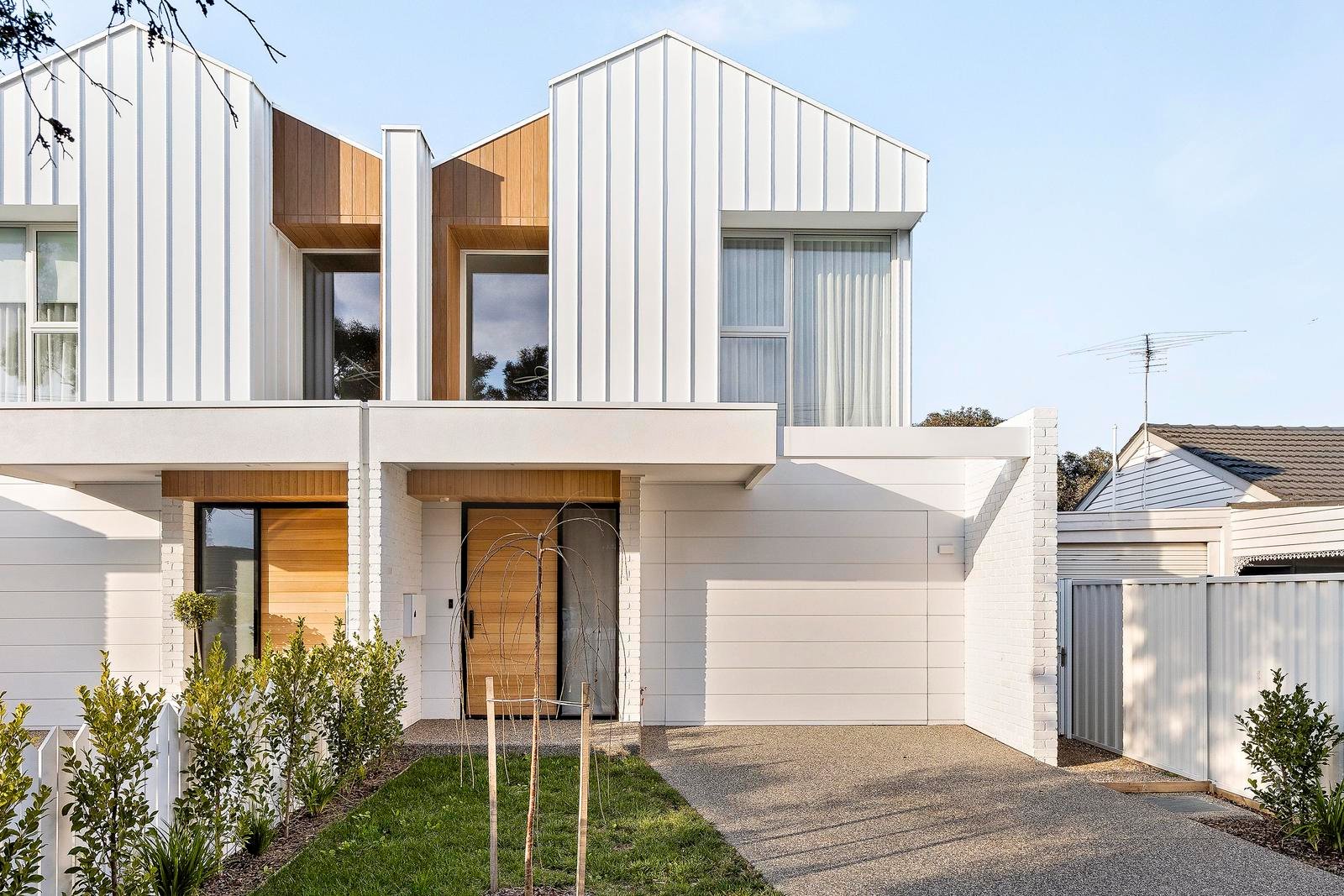 44 Doyle Street, Avondale Heights VIC 3034