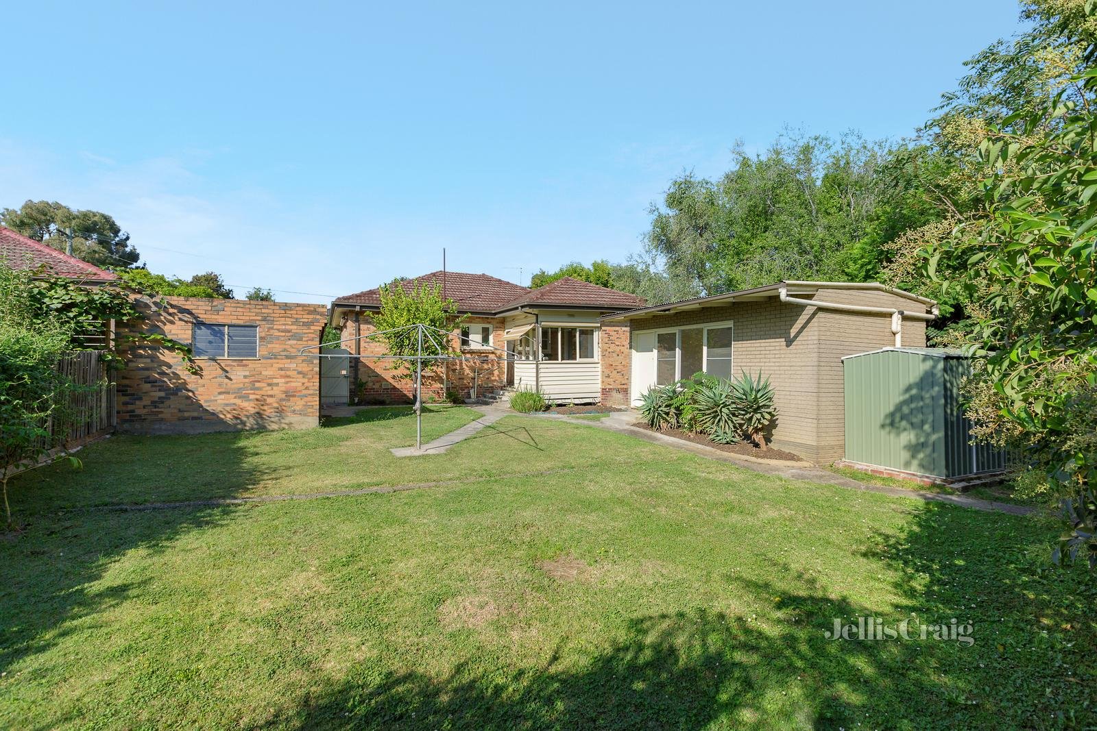 5 Sheila Street, Blackburn North, VIC 3130 - House for Sale