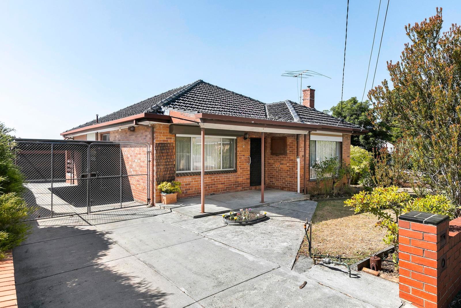 6 Borrie Street, Reservoir VIC 3073