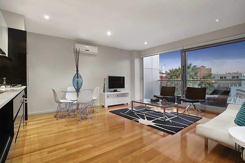 7 Curzon Place, NORTH MELBOURNE VIC 3051