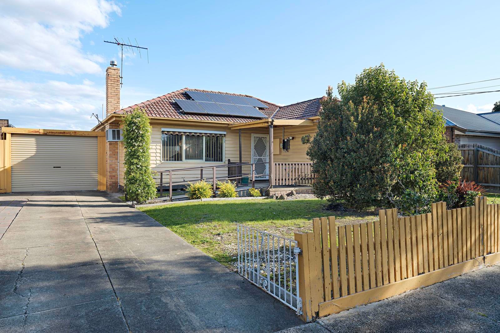 74 Darebin Boulevard, Reservoir VIC 3073