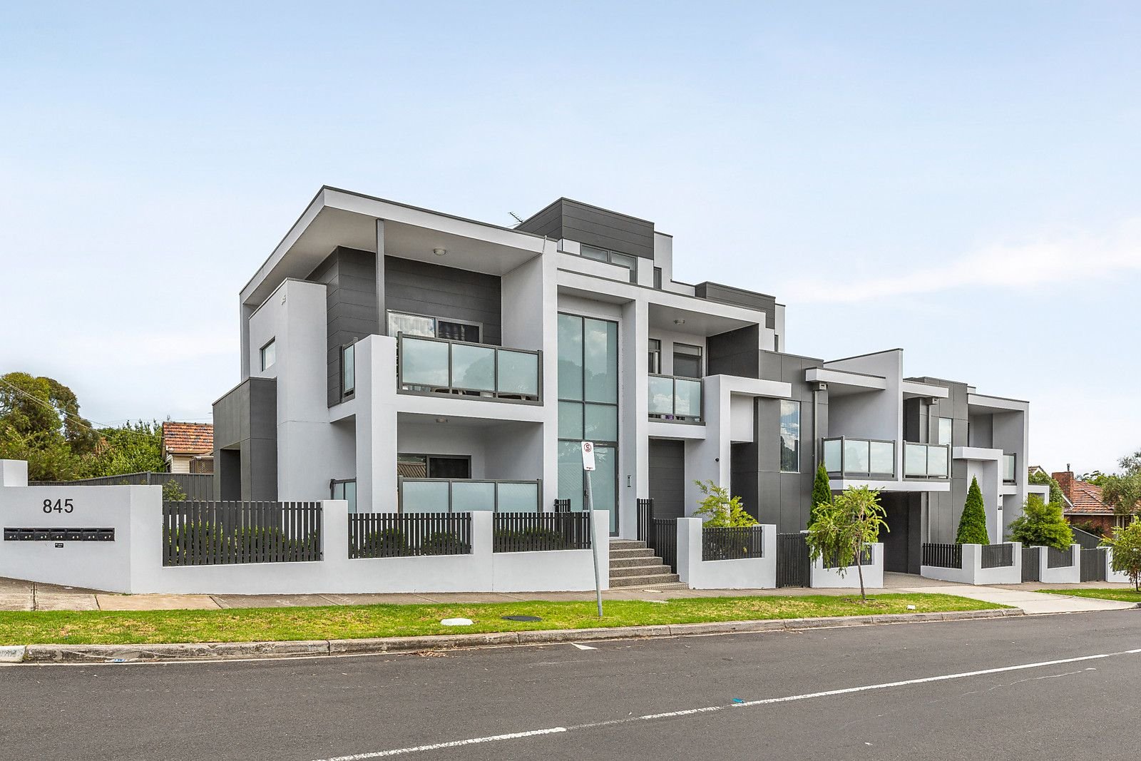 7/845 Plenty Road, Reservoir VIC 3073