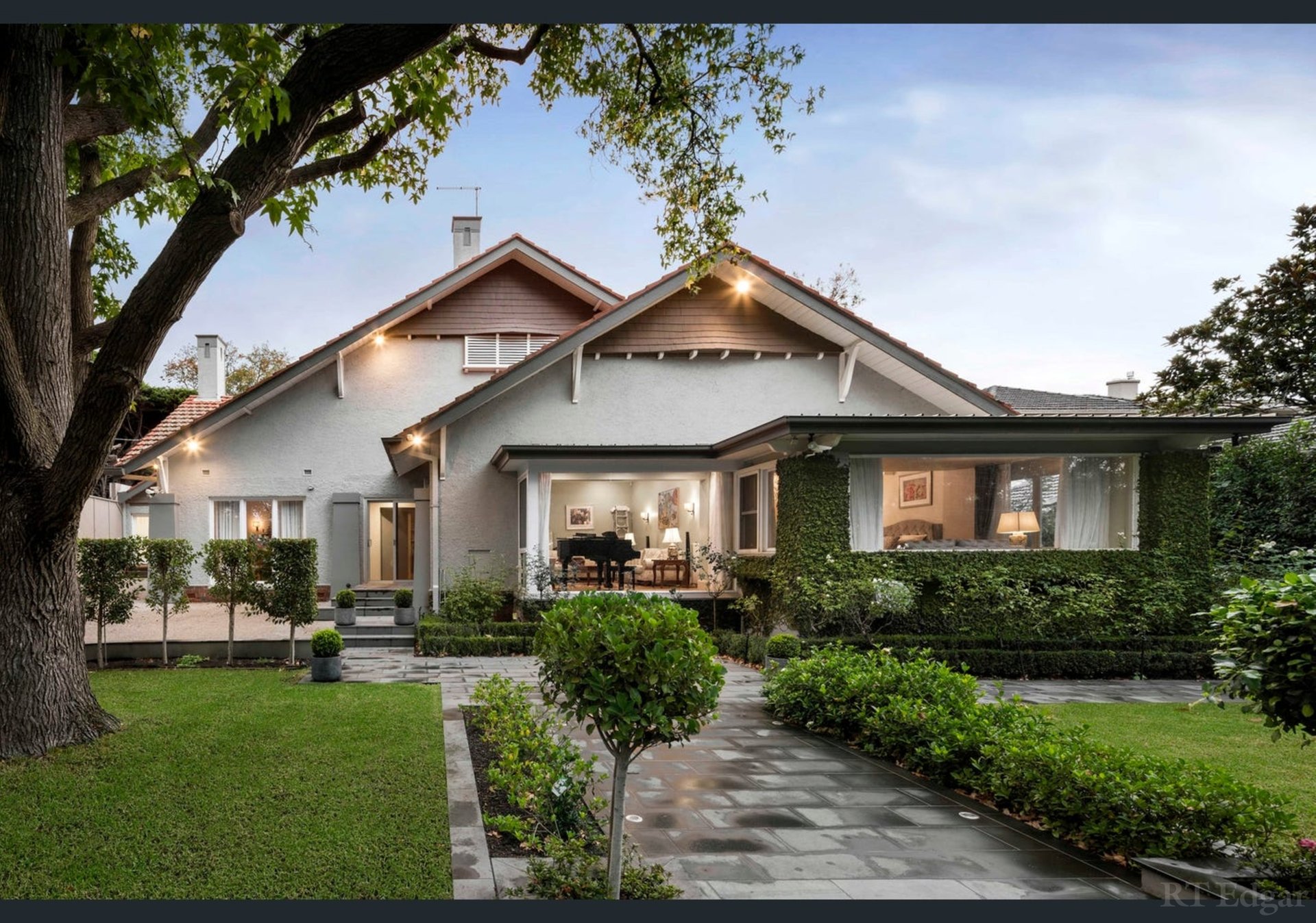 8 Robertson Street, Toorak, VIC, 3142 | RT Edgar