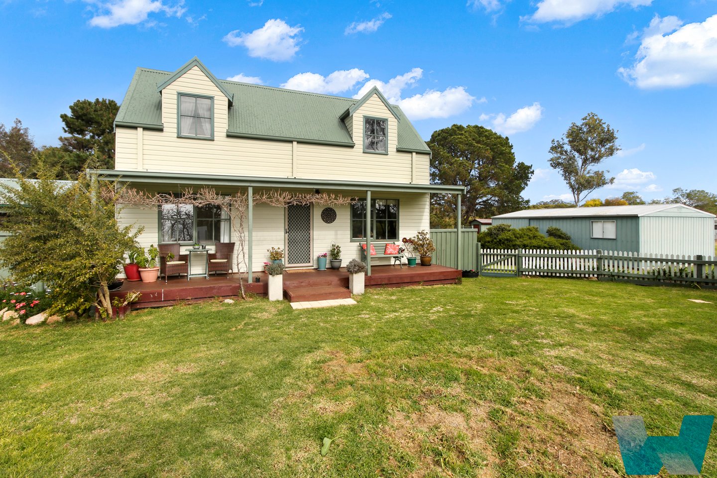 9-13 Le Grand Avenue, Hollands Landing - 3 bed, 1 | Bill Wyndham & Co.