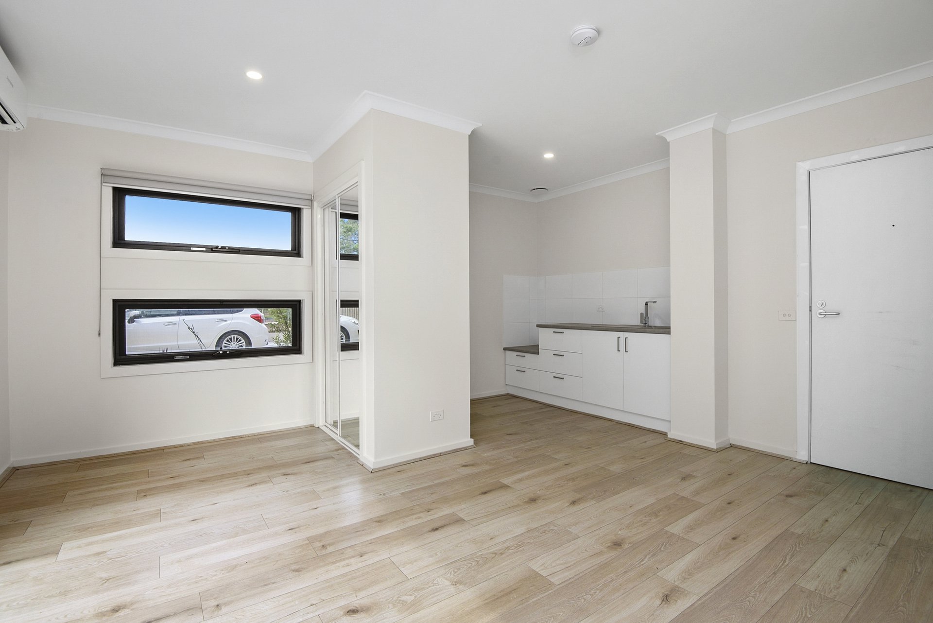 99 Beach Street FRANKSTON - Hodges