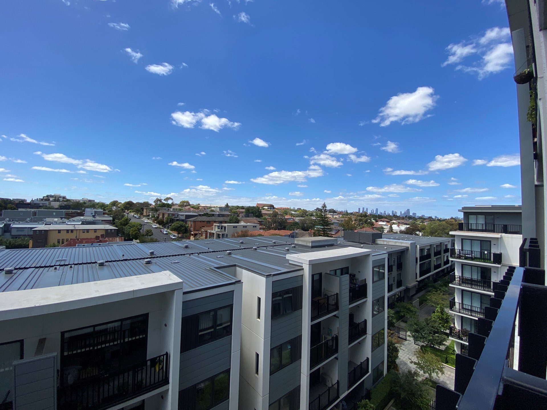 D511/8 Olive York Way, BRUNSWICK WEST VIC 3055