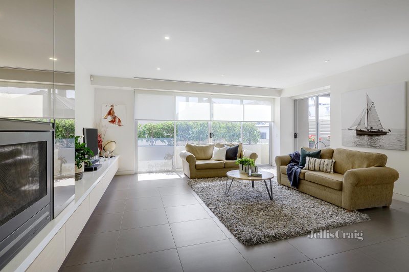 1 Chelsea Street, Brighton, VIC 3186 - Townhouse for Sale