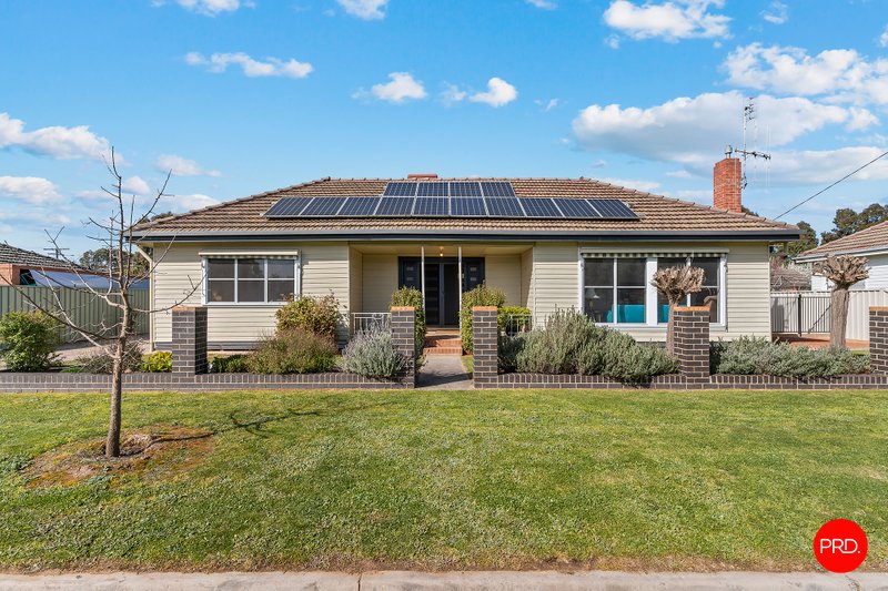 1 Chifley Avenue, KANGAROO FLAT VIC 3555