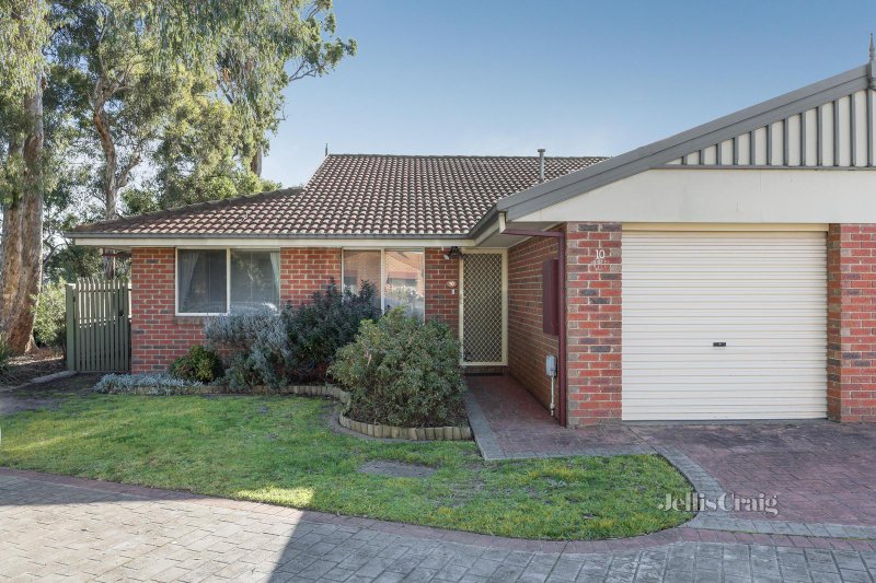 10 Maldon Terrace, Forest Hill, VIC 3131 - House for Sale