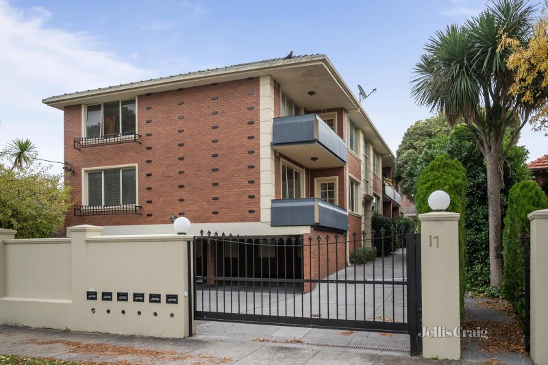 1/17 Westbrook Street, Kew East, VIC 3102 - Apartment for Sale