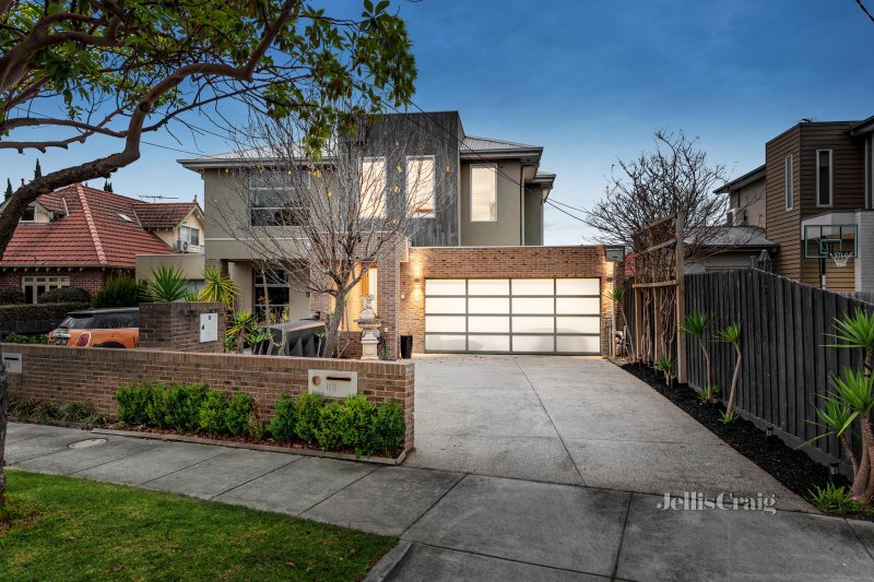 11B Hemingford Road, Bentleigh East, VIC 3165 - Townhouse for Sale