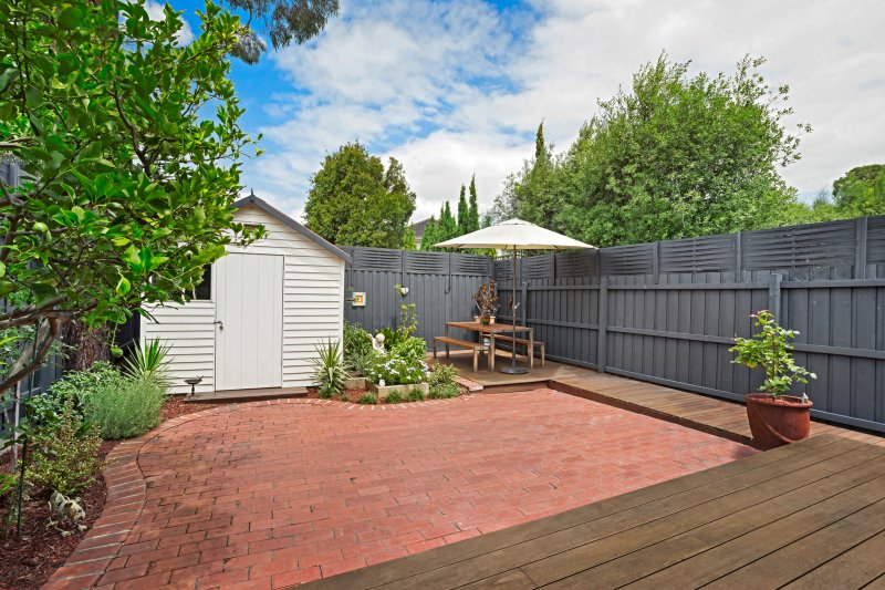 12 Netherlee Street, Glen Iris, VIC 3146 - House for Sale