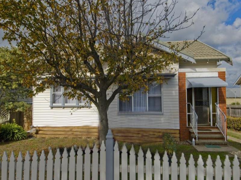 13 Anderson Street, East Geelong, VIC 3219 - House for Sale