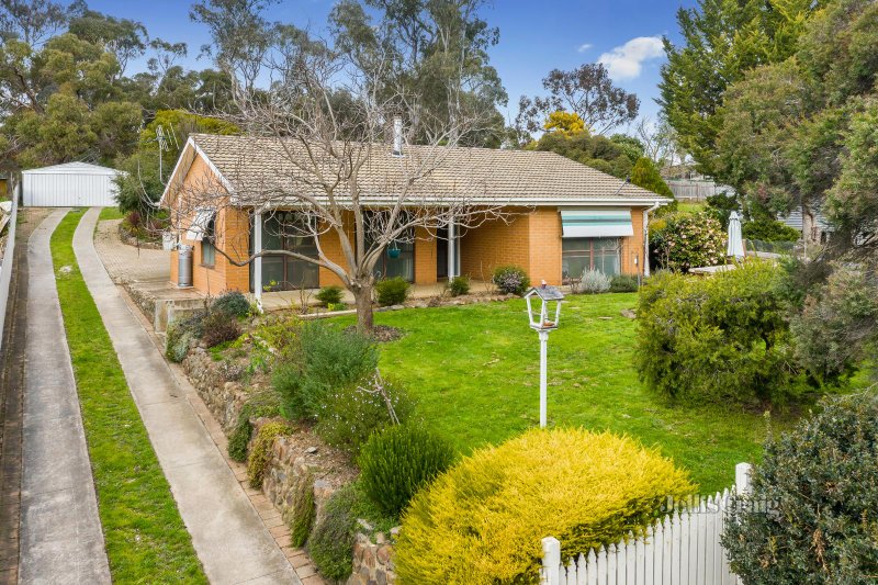 130 Victoria Road, Harcourt, VIC 3453 - House for Sale