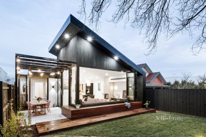 Sam Rigopoulos - Director and Auctioneer - Northcote | Jellis Craig