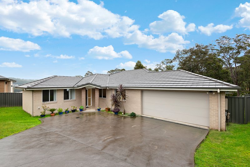 17 Raleigh Street Cameron Park NSW 2285