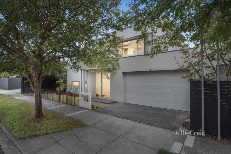 18 Bolinda Street, Bentleigh, VIC 3204 - Townhouse for Sale