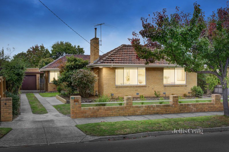 18 Quentin Road, Malvern East, VIC 3145 - House for Sale