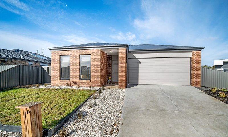 19 Navvy Jack Road, Canadian, VIC 3350 - House for Sale