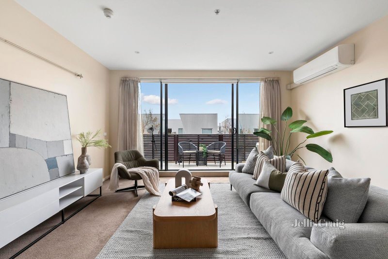 19/102 Union Road, Ascot Vale, VIC 3032 - Apartment for Sale