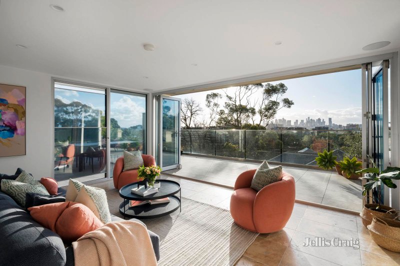 21 Swinton Avenue, Kew, VIC 3101 - House for Sale